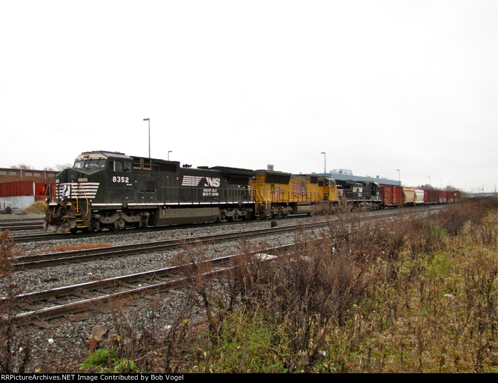 NS 8352, UP 5049, NS 8828